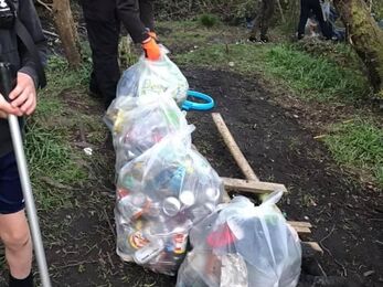 Team Wilder Litter Picking | Avon Wildlife Trust